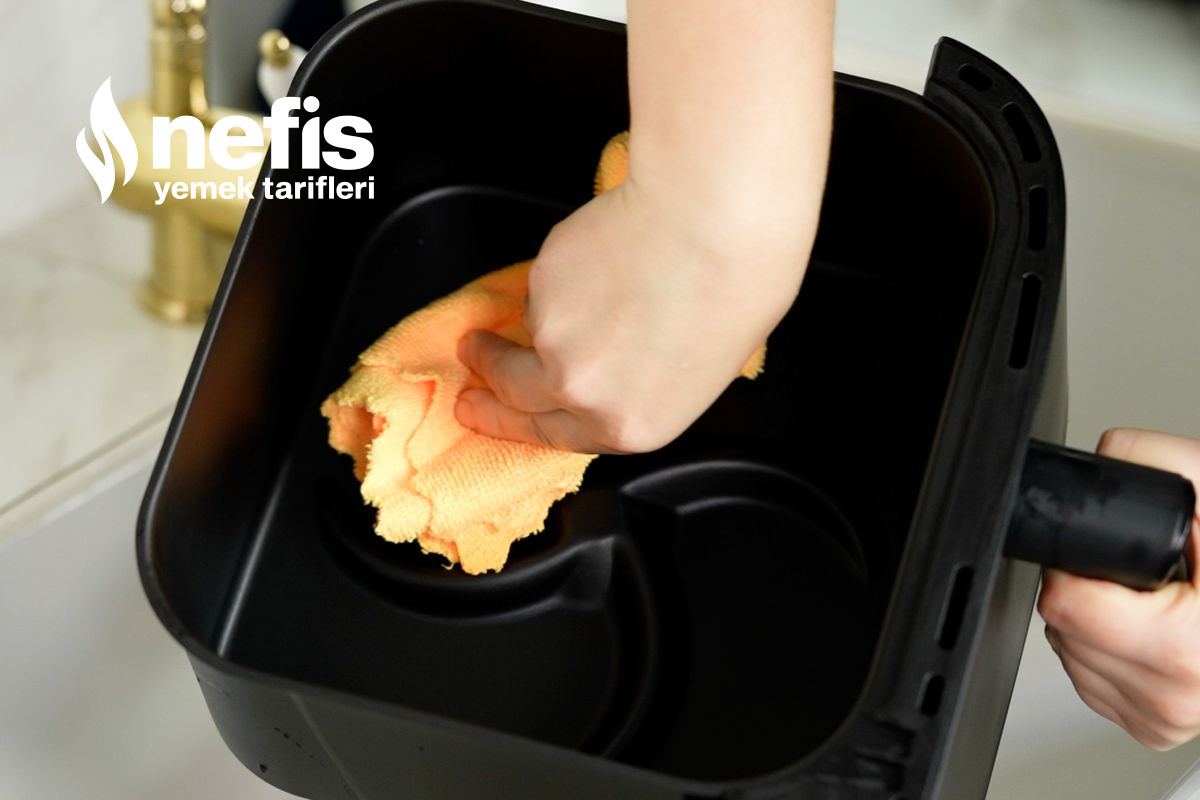 Airfryer Temizliği: Hazne, Sepet ve Rezistans Nasıl Temizlenir? - Nefis ...