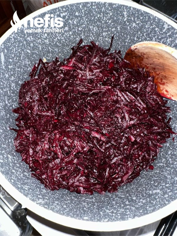 Pancar Borani - Nefis Yemek Tarifleri - #11951009