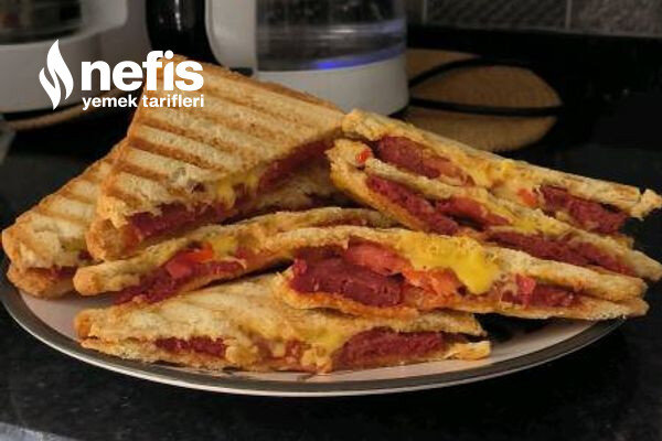 Hangi Tost Kaç Kalori? 1 Tost Kaç Kalori? - Nefis Yemek Tarifleri