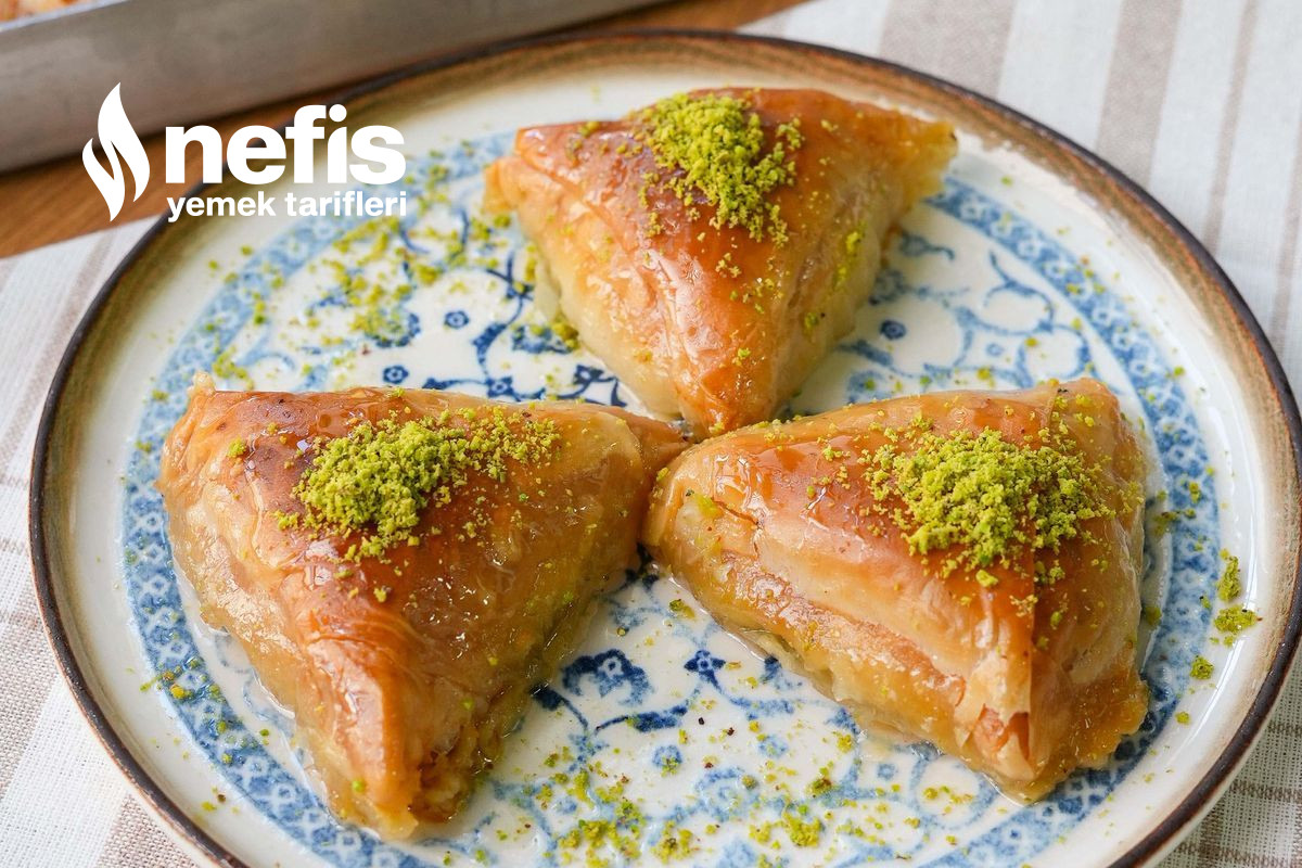 Orijinal Laz Böreği (Muska Şeklinde) - Nefis Yemek Tarifleri