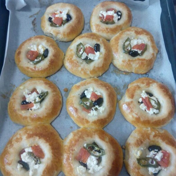 Mini Pastane Pizzası - Nefis Yemek Tarifleri - #5948216