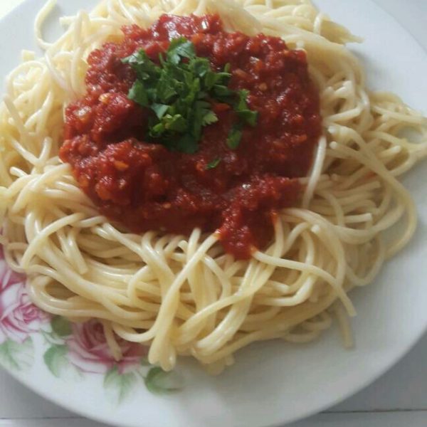 İtalyan Soslu Spagetti (Spaghetti Napoletana) - Nefis Yemek Tarifleri