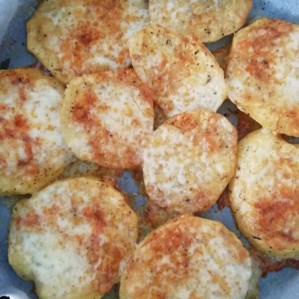 Kaşarlı Patates Dilimleri - Nefis Yemek Tarifleri