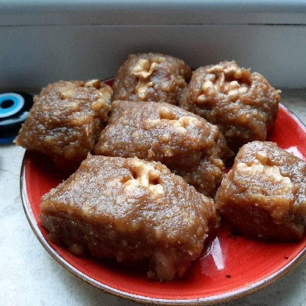 Cevizli Yaz Helvası - Nefis Yemek Tarifleri