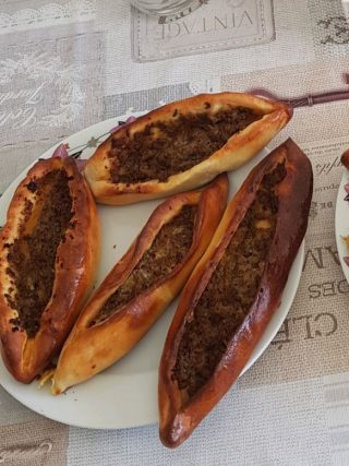 Kıymalı Pide - Nefis Yemek Tarifleri - #2380890