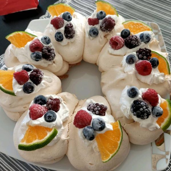 Pavlova Tarifi, Videolu - Nefis Yemek Tarifleri