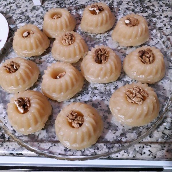 Un Helvası (Islak Helva) - Nefis Yemek Tarifleri