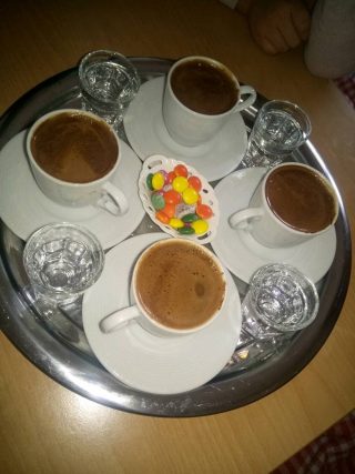 Köpüklü Türk Kahvesi - Nefis Yemek Tarifleri