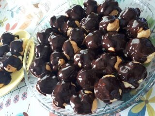 Profiterol Tarifi (videolu) - Nefis Yemek Tarifleri