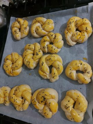 En Yumuşak En Lezzetli En Çok Kabaran Pastane Açması - Nefis Yemek ...