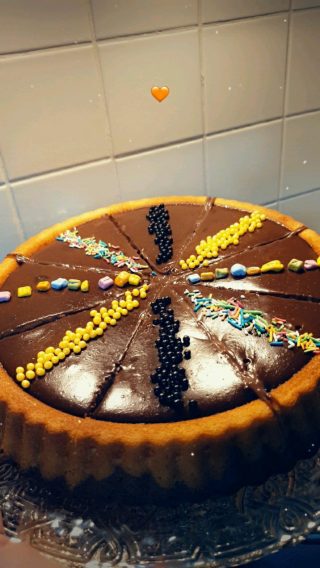 Tart Kalıbında Kakaolu Kremalı Kek - Nefis Yemek Tarifleri