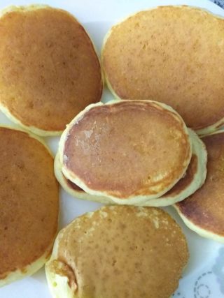 2 Kişilik Pankek (Tam Ölçülü Pamuk Pankek Tarifi) - Nefis Yemek Tarifleri