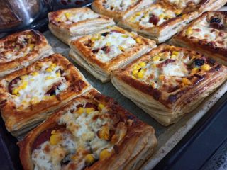 Milföy Pizza - Nefis Yemek Tarifleri - #2911730