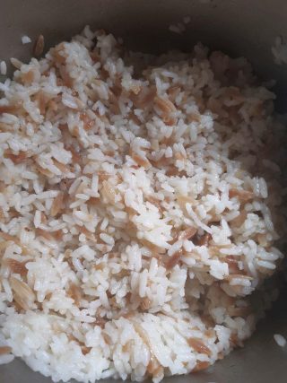 Şehriyeli Pirinç Pilavı Nasıl Yapılır? - Nefis Yemek Tarifleri