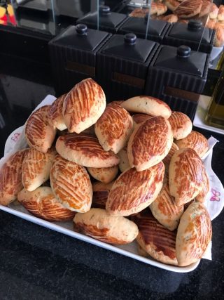 Pastane Poğaçası Tarifi - Nefis Yemek Tarifleri