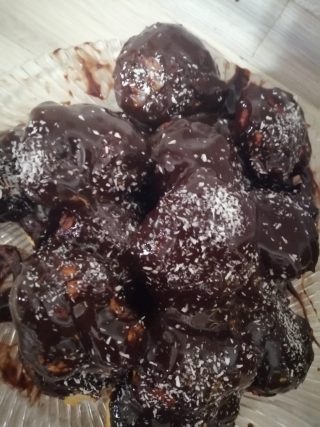 Profiterol Tarifi (videolu) - Nefis Yemek Tarifleri