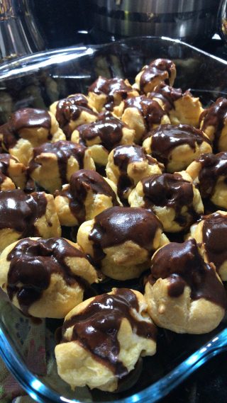 Profiterol Tarifi (videolu) - Nefis Yemek Tarifleri